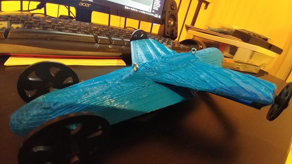 Side Projects: CO2 Powered Racers – Tales of a Tech